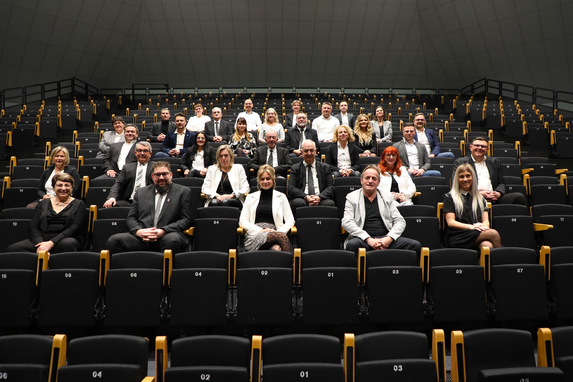 Présentation des Membres et Délégations du Conseil - Ville de Loon-Plage